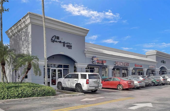 Marcus & Millichap Arranges $9.7 Million Sale of Fully Leased Retail ...