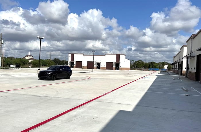 Marcus & Millichap Brokers Sale of 29,400-Square-Foot Retail Center in ...